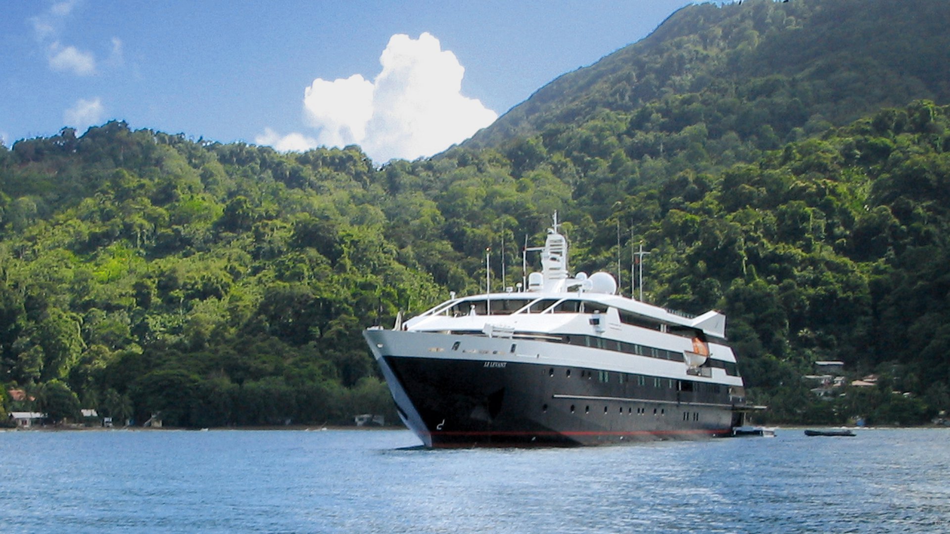 Le Levant - Stirling Design International