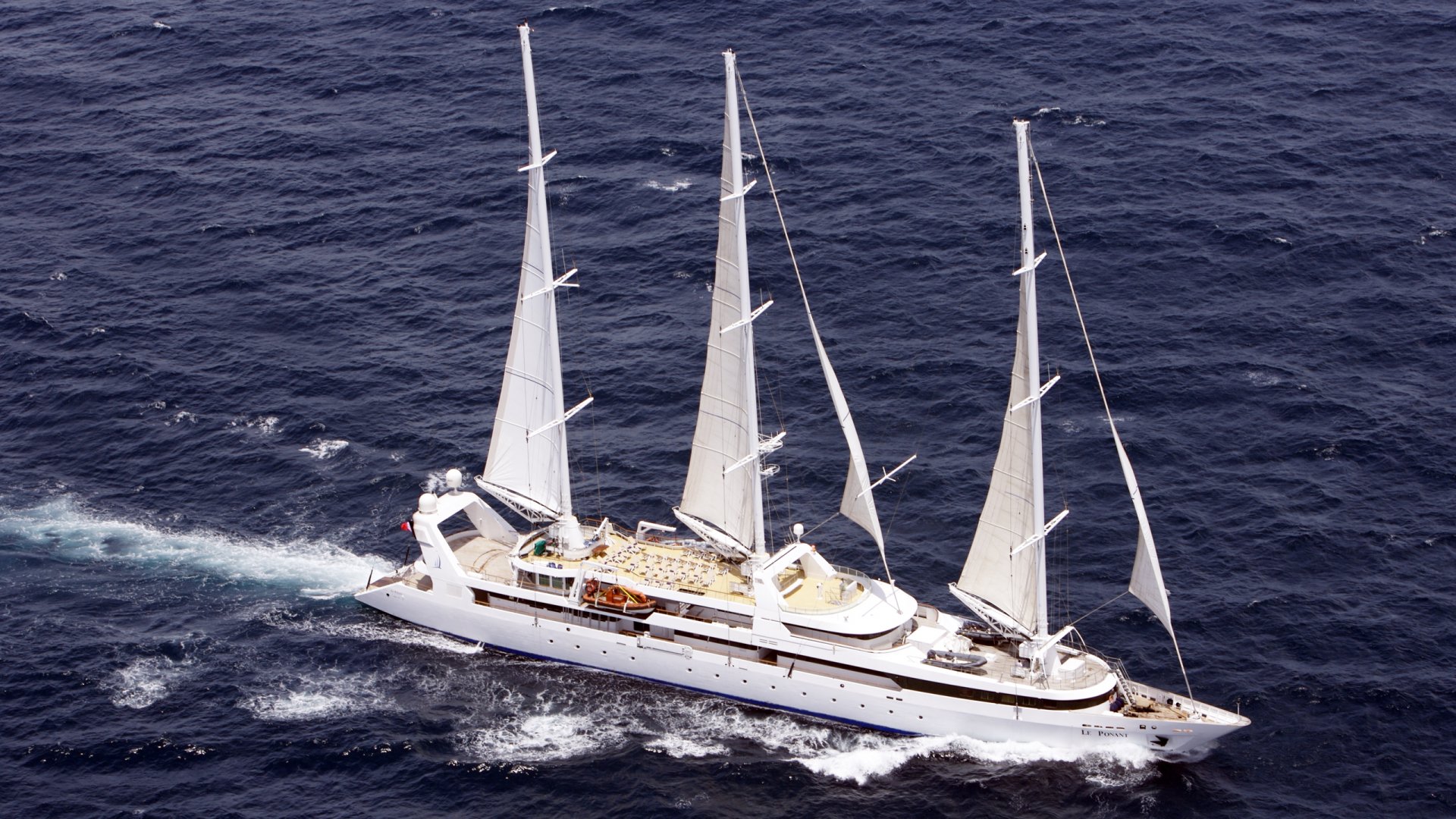 Le Ponant - Stirling Design International